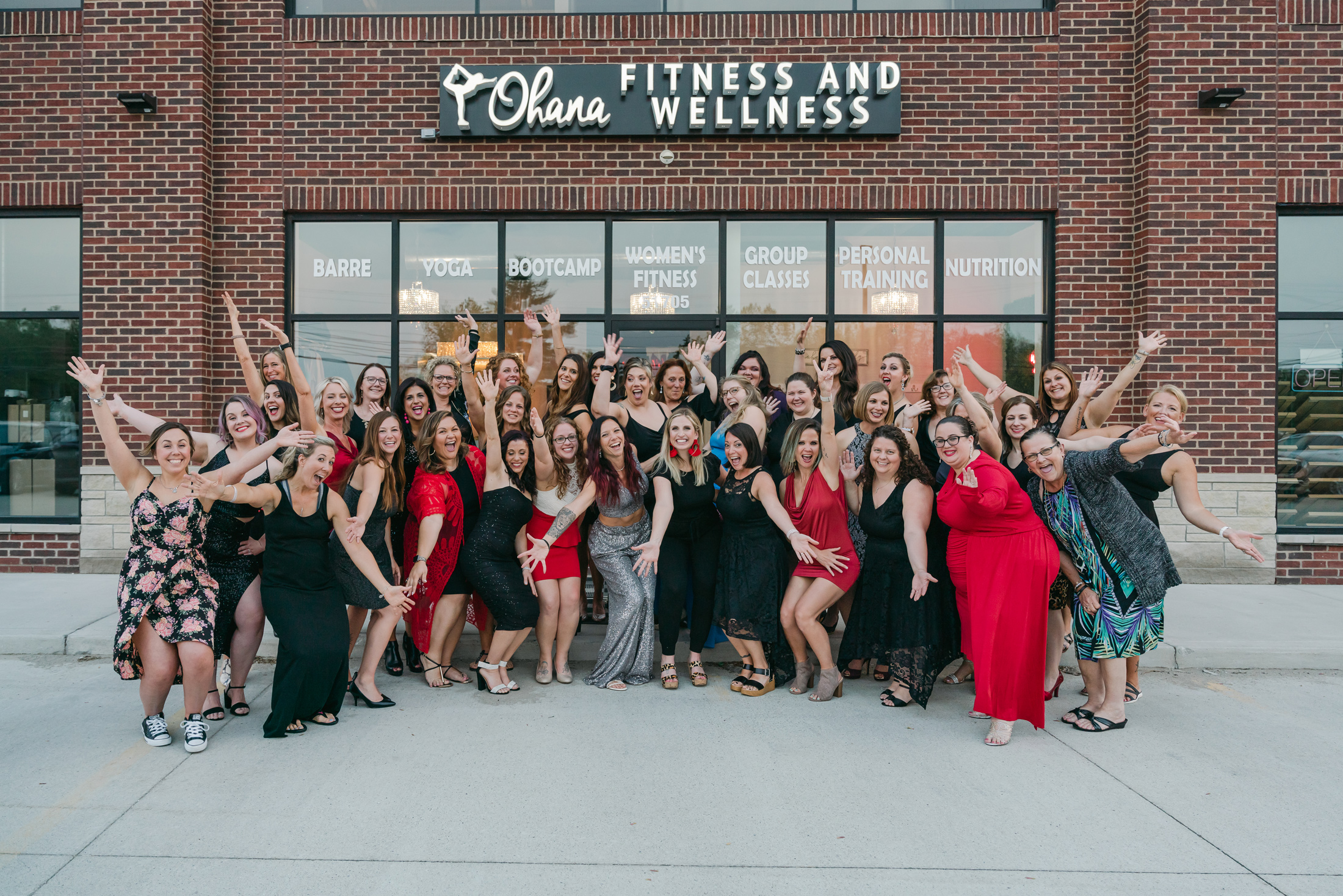 a B a B a B FACEBOOK INSTAGRAM